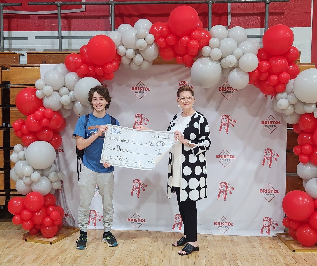 2025 Student of the Year Scholarship Awarded - Bristol Borough Learning Centers